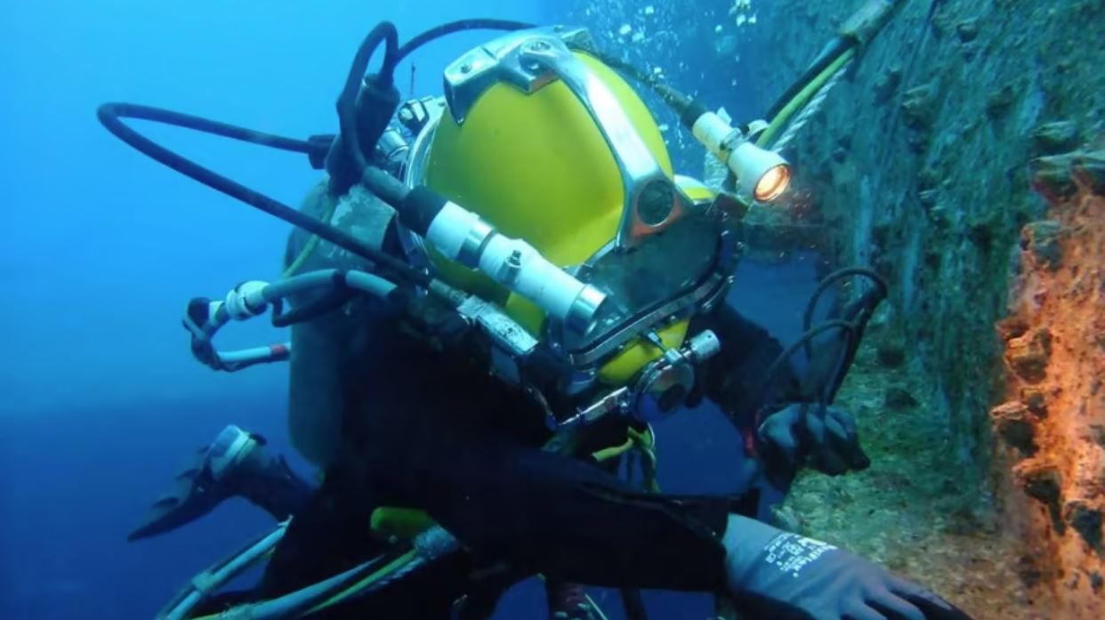 Apa Itu Diving dan Sejarahnya? - Informasi Diving dan Pekerjaan Bawah ...